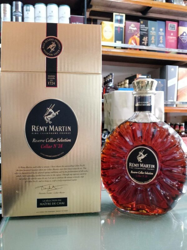 Remy Cellar Master Reserve 1L 40% - SGdutyfree